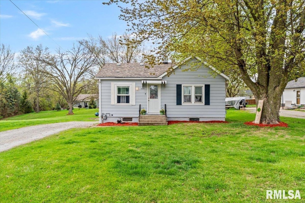 1823 W 48th St, Davenport, IA 52806 | Homes.com