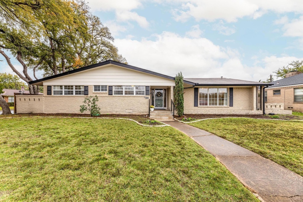 3124 Merrell Rd, Dallas, TX 75229 | MLS# 20475245