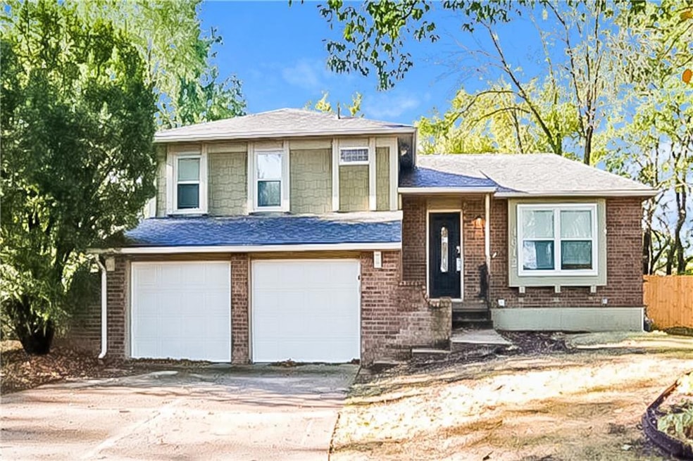 4612 NW Amesbury Place, Blue Springs, MO 64015 | Homes.com