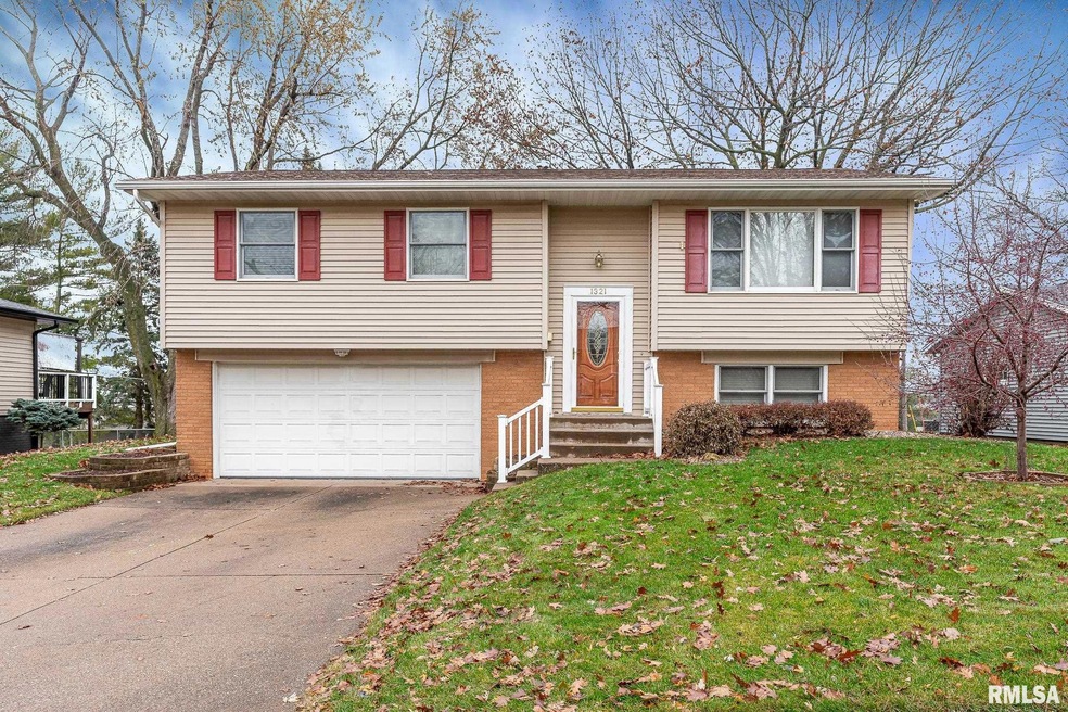 1321 W 42nd St, Davenport, IA 52806 | Homes.com