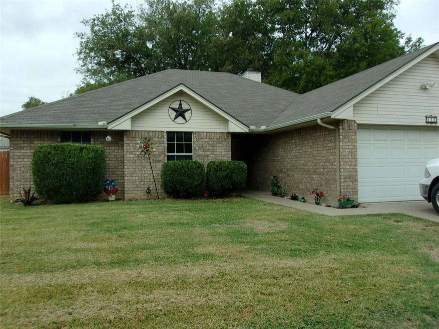 121 Coronado Trail, Weatherford, TX 76087- Homes.com