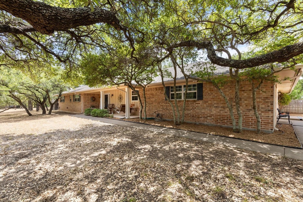 402 Canyon Trail Rd, Weatherford, TX 76087 | Homes.com