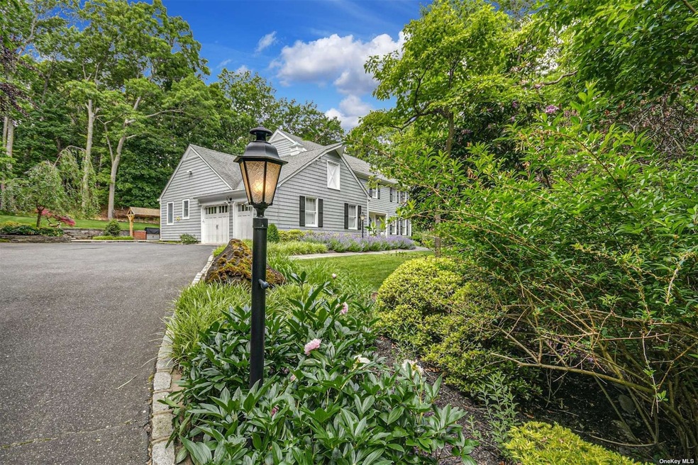 28 Crooked Oak Rd, Port Jefferson, NY 11777 | Homes.com