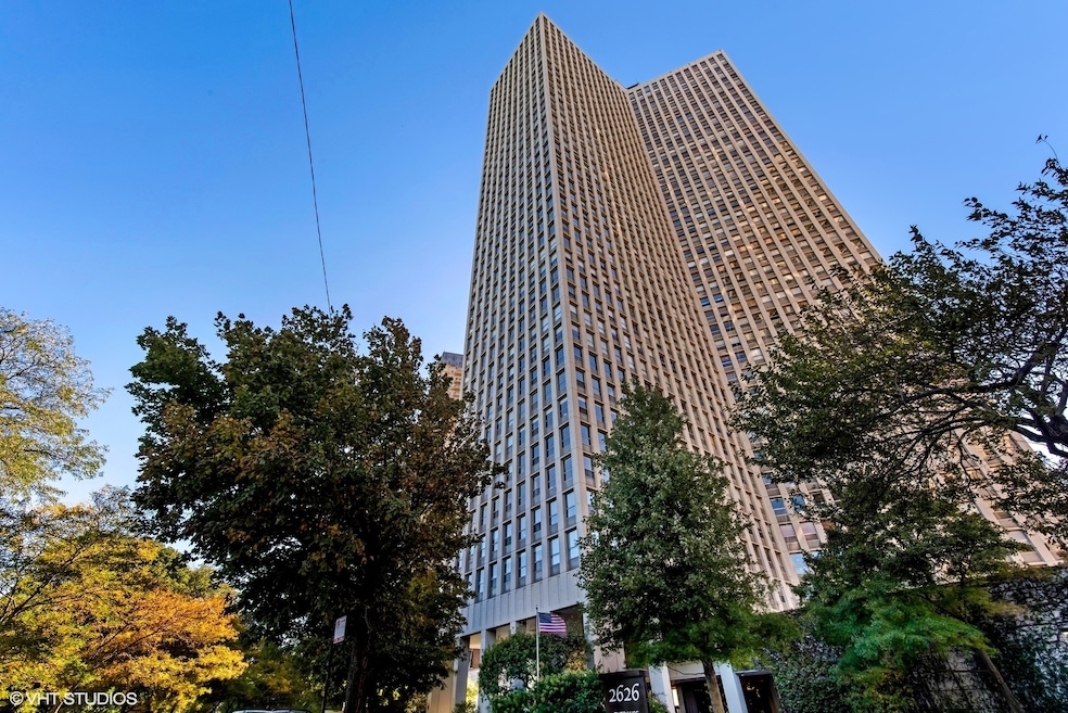2626 N Lakeview Ave Unit 3906, Chicago, IL 60614 | Homes.com