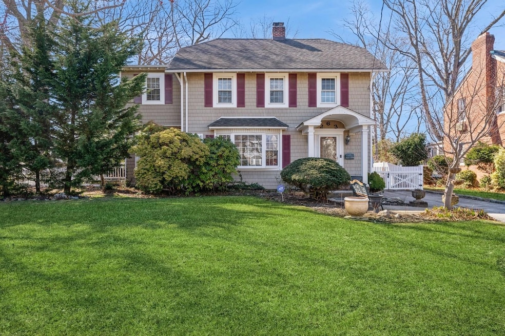 263 Pennsylvania Ave, Freeport, NY 11520 | Homes.com