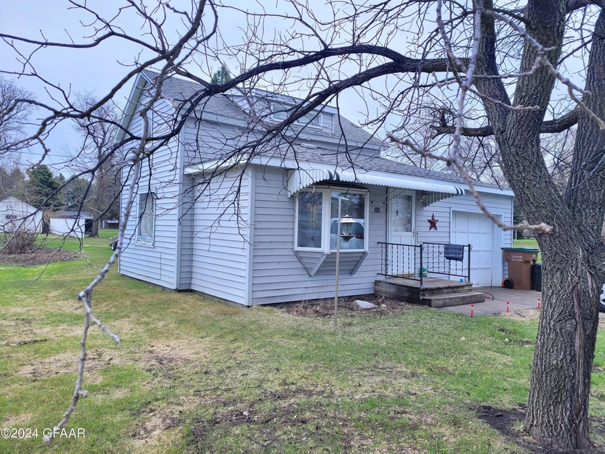 503 Windom St, Drayton, ND 58225 | Homes.com
