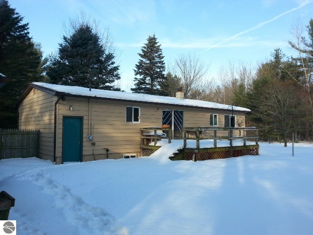 1649 S West County Line Rd, Shepherd, MI 48883 | Homes.com