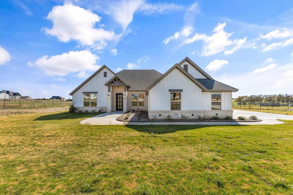 1040 Elevation Trail, Weatherford, TX 76087 | Homes.com