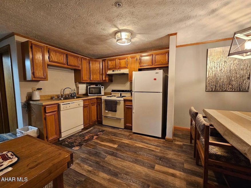 107 E Valley Point Ln Unit 1302 Expressway, Claysburg, PA 16625 | Homes.com