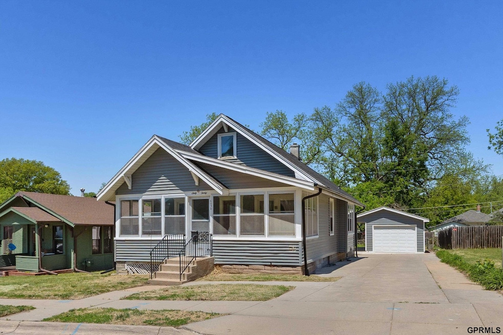 6030 Pine St, Omaha, NE 68106 | Homes.com