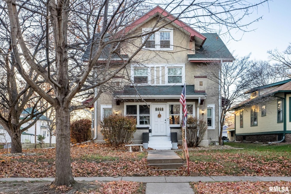 2302 N Ripley St, Davenport, IA 52803 | Homes.com