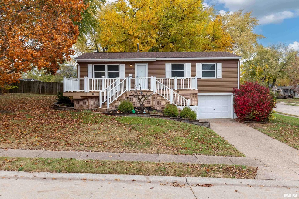 718 W 48th St, Davenport, IA 52806 | Homes.com