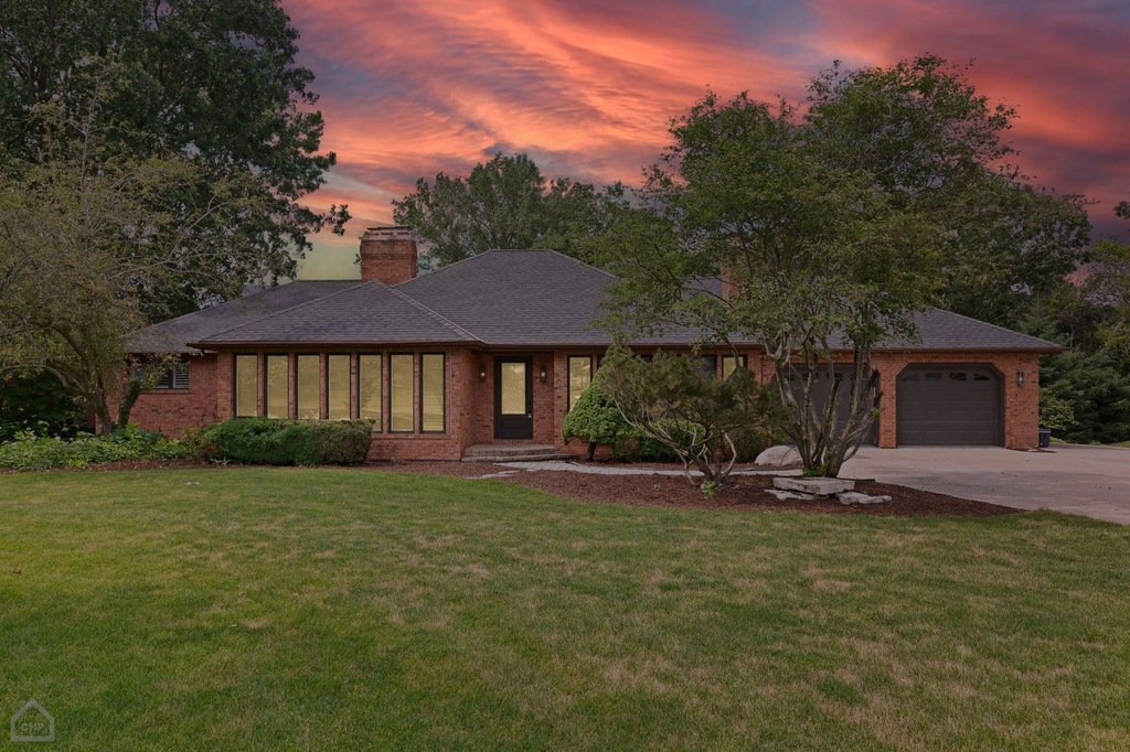 9N918 Apache Run, Elgin, IL 60124 | MLS# MRD12098409 | Homes.com 9N918 Apache Run, Elgin, IL 60124 | MLS# MRD12098409 | Homes.com