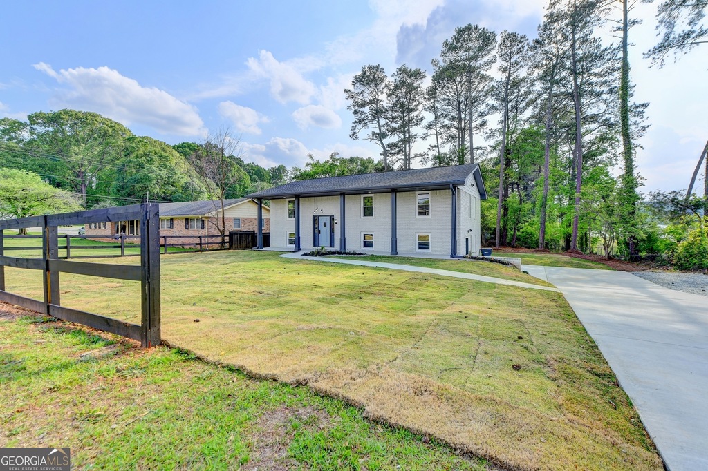 1075 Beaver Ruin Rd, Norcross, GA 30093 | MLS# 10289105 | Homes.com