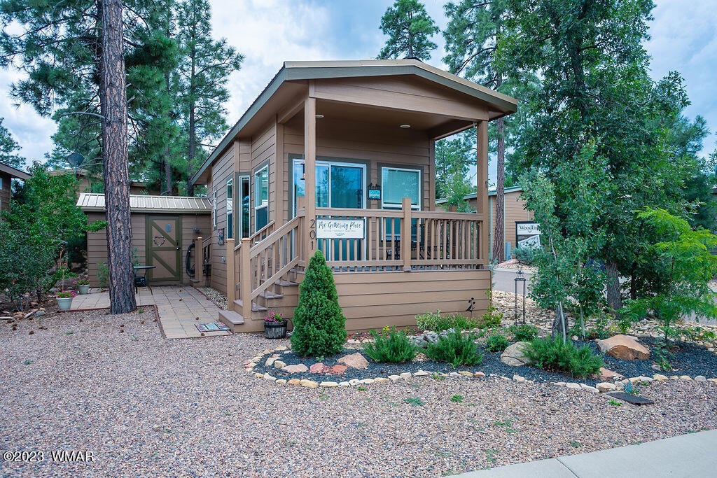 3851 Vacation Village Dr Unit Woodfield 201, Show Low, AZ 85901 | MLS# 247663 | Homes.com