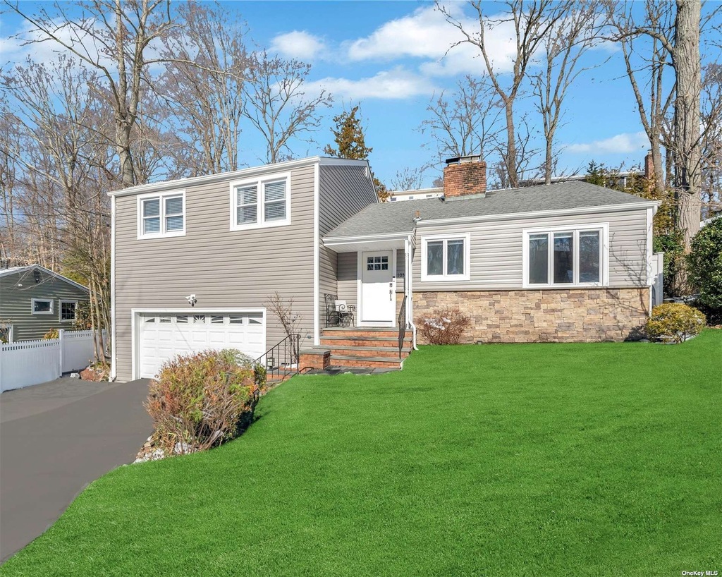 103 Abbott Dr, Halesite, NY 11743 | MLS# ONE3532243 | Homes.com