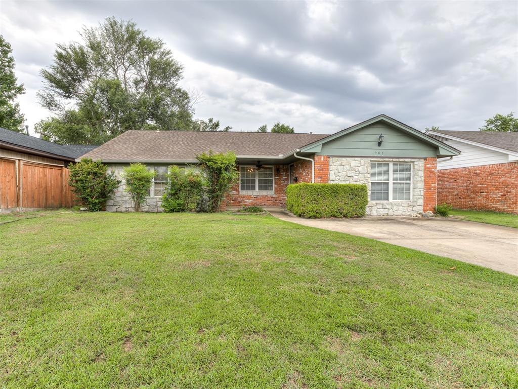 908 Barkley Cir, Norman, OK 73071 | MLS# 1126044 | Homes.com