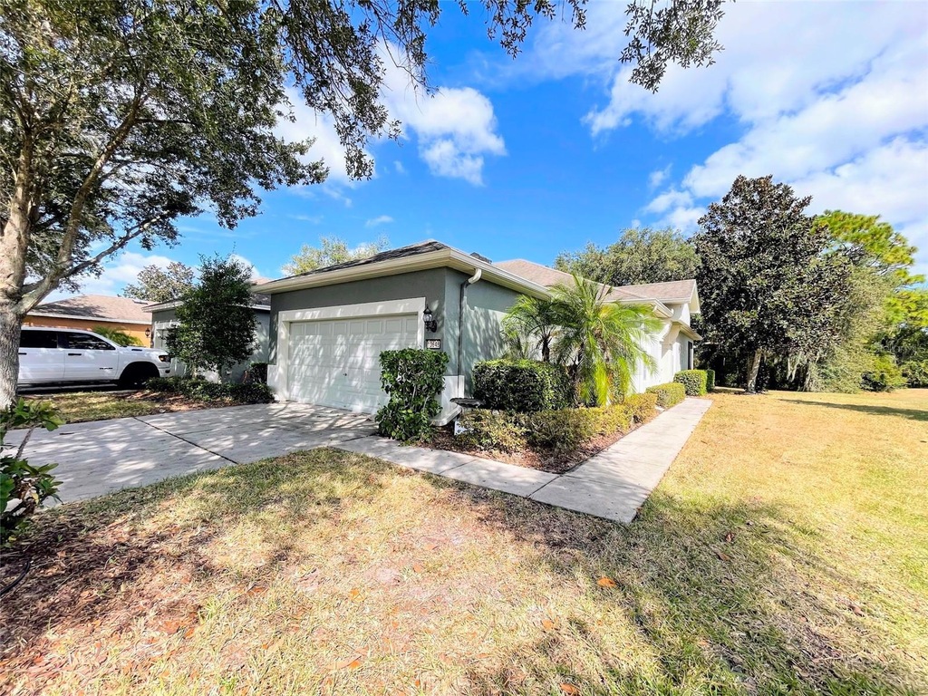 13648 Crest Lake Dr, Hudson, FL 34669 | MLS# MFRW7859529 | Homes.com