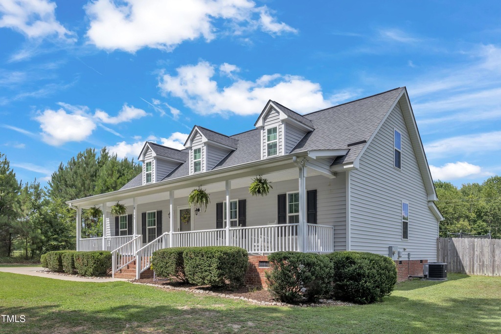 8805 Dukes Lake Rd, Zebulon, NC 27597 | Homes.com