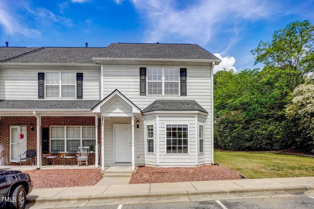 2873 Bennington Dr, Clayton, NC 27520 | MLS# 10027501 | Homes.com