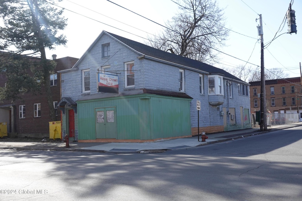 3081 6th Ave, Troy, NY 12180 | MLS# 202412602 | Homes.com