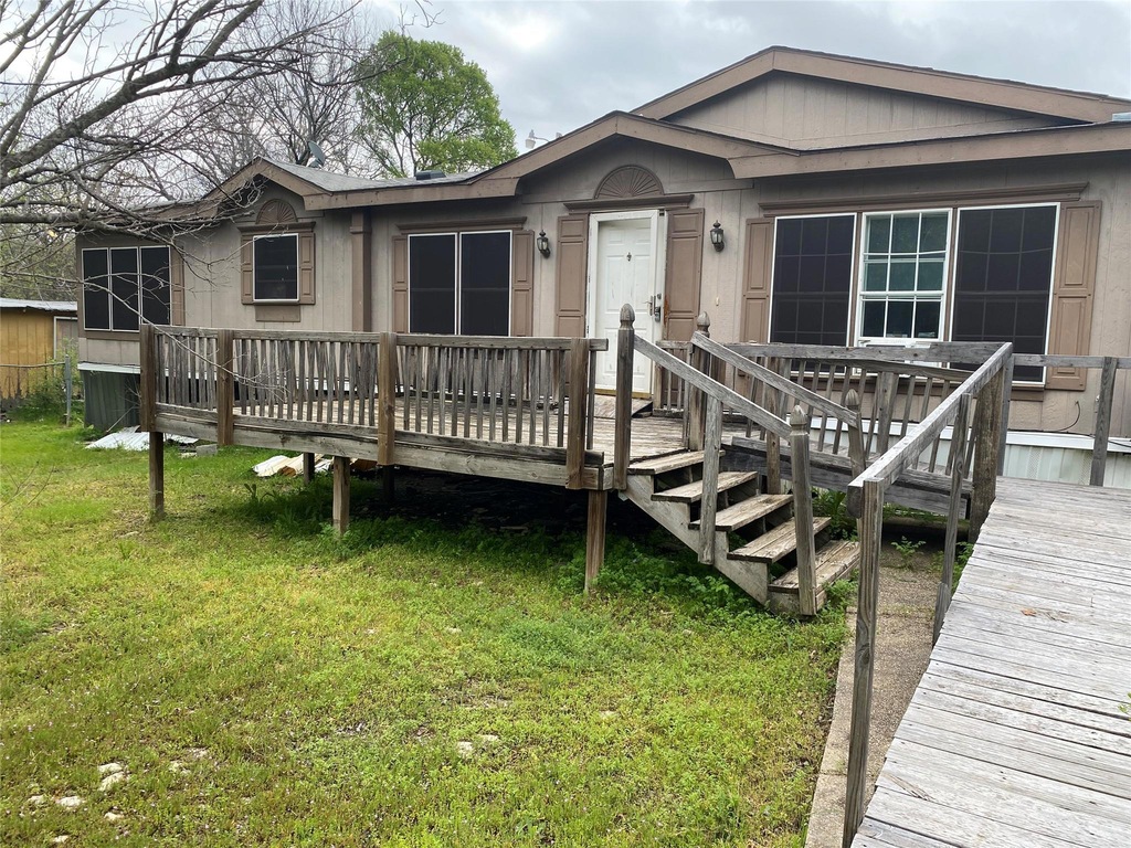 336 Santa fe Trail, Weatherford, TX 76087 | MLS# 20564837 | Homes.com