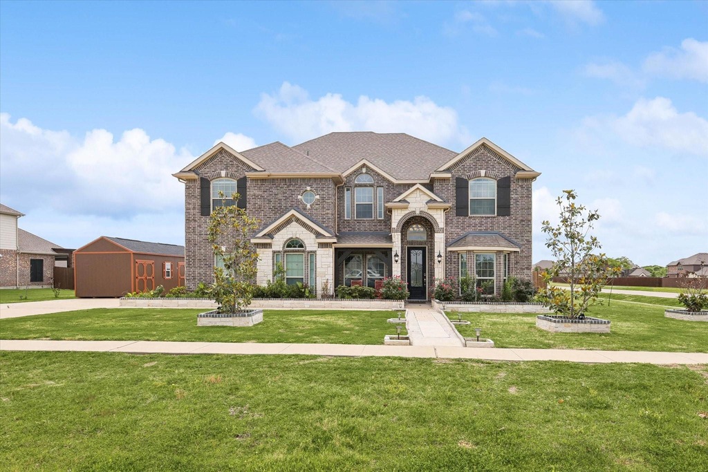 220 Stonegate Way, Red Oak, TX 75154 | MLS# 20597732 | Homes.com