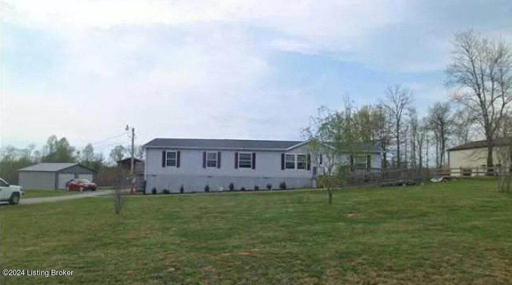 212 Otter Ridge Dr, Brandenburg, KY 40108 | MLS# 1656644 | Homes.com