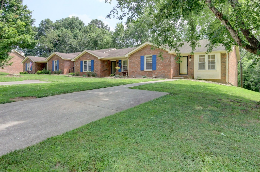 3072 Woody Ln, Clarksville, TN 37043 | Homes.com