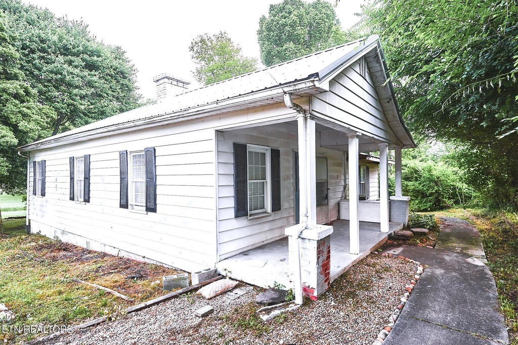 2225 Wilkinson Pike, Maryville, TN 37803 | Homes.com