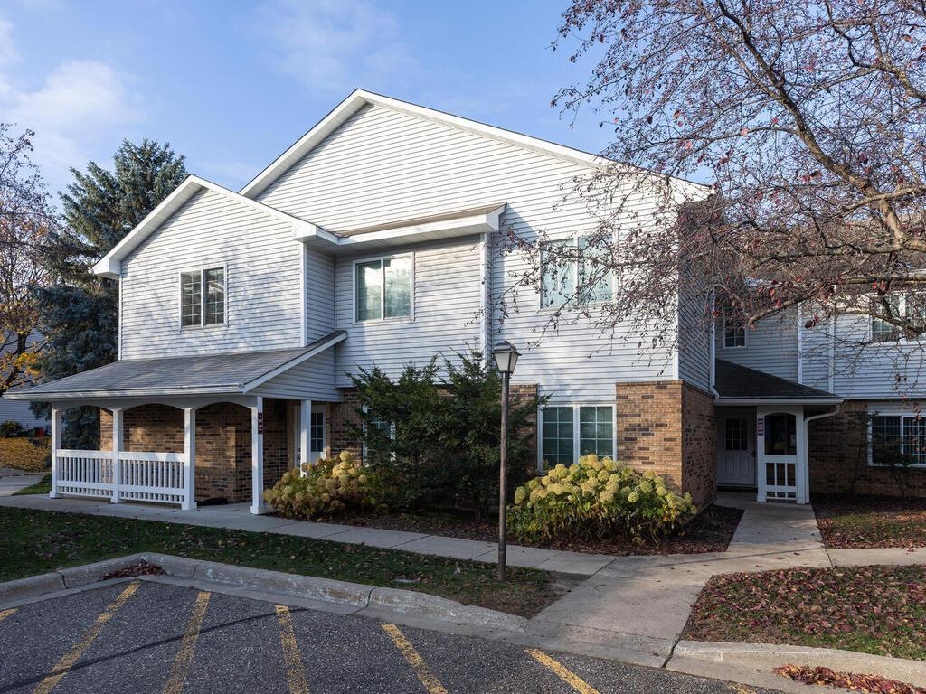 3566 Blue Jay Way Unit 106, Saint Paul, MN 55123 | MLS# NST6454774 ... 3566 Blue Jay Way Unit 106, Saint Paul, MN 55123 | MLS# NST6454774 ...