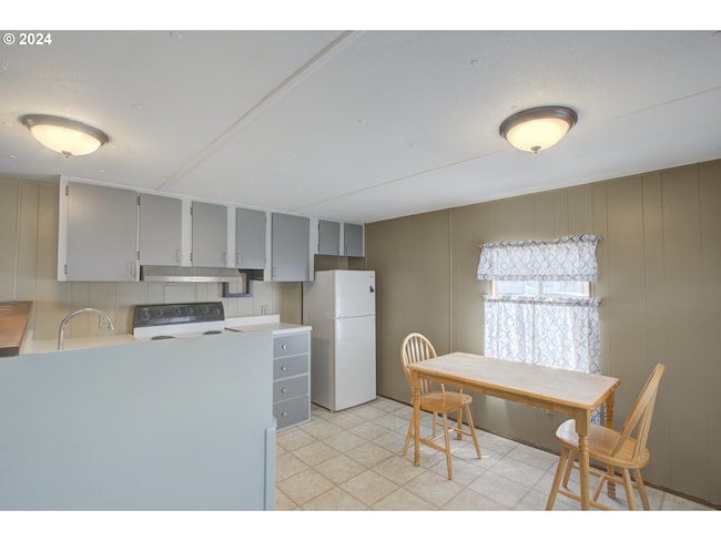 Sold 2071 NE Stephens St Unit A15, Roseburg, OR 97470 | Homes.com