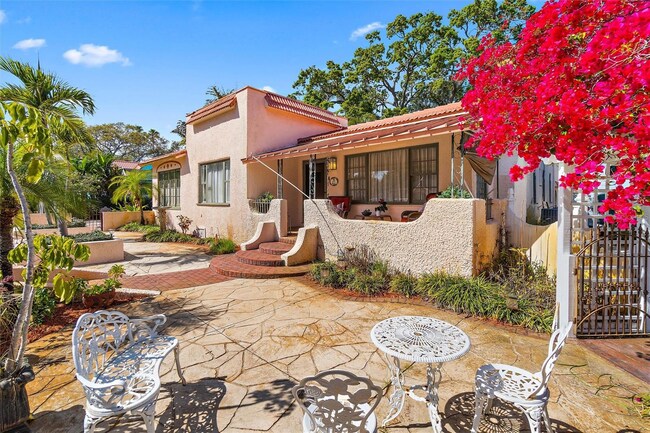 5221 Delette Ave S, Gulfport, FL 33707 | MLS# MFRU8194085 | Homes.com