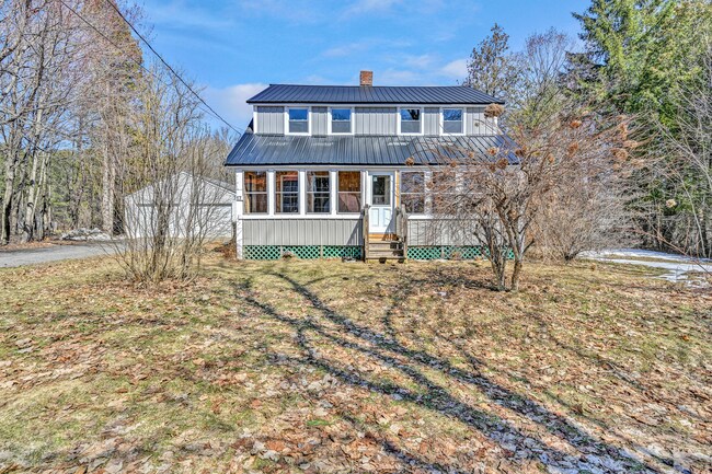 747 Main St, Vassalboro, ME 04989 | MLS# 1586254 | Homes.com