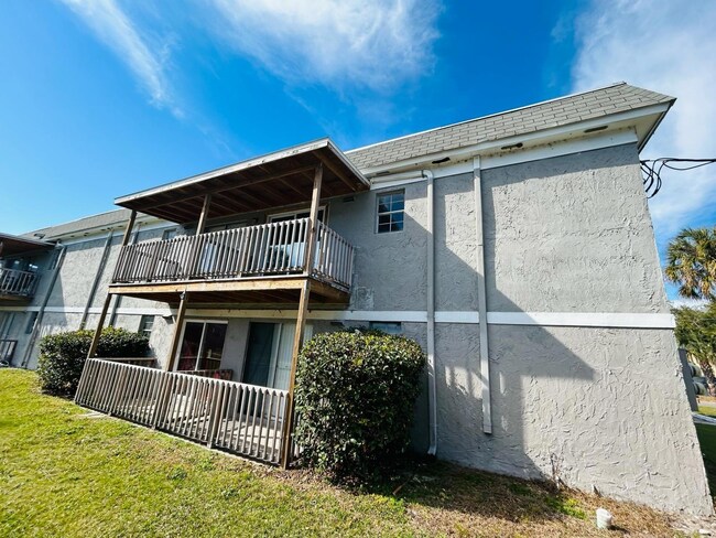 2775 L B McLeod Rd Unit B, Orlando, FL 32805 | MLS# MFRO6183042 | Homes.com