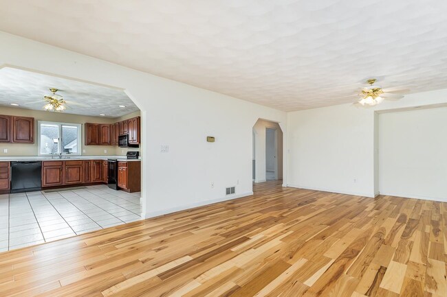 3580 Pennsylvania Ave, Dubuque, IA 52002 | MLS# 147847