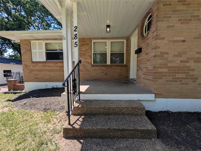 285 N Jefferson St, Florissant, MO 63031 | MLS# MAR24039563 | Homes.com
