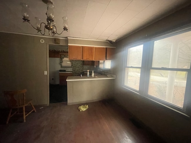 36257 Kentucky 194, Phelps, KY 41553 | MLS# 121522 | Homes.com