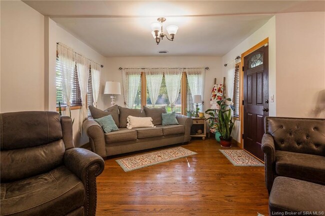 903 S Indiana Ave, Sellersburg, IN 47172 | Homes.com