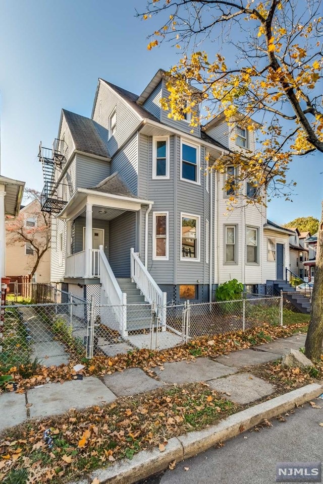 21 Carnegie Ave, East Orange, NJ 07018 | MLS# 1950711