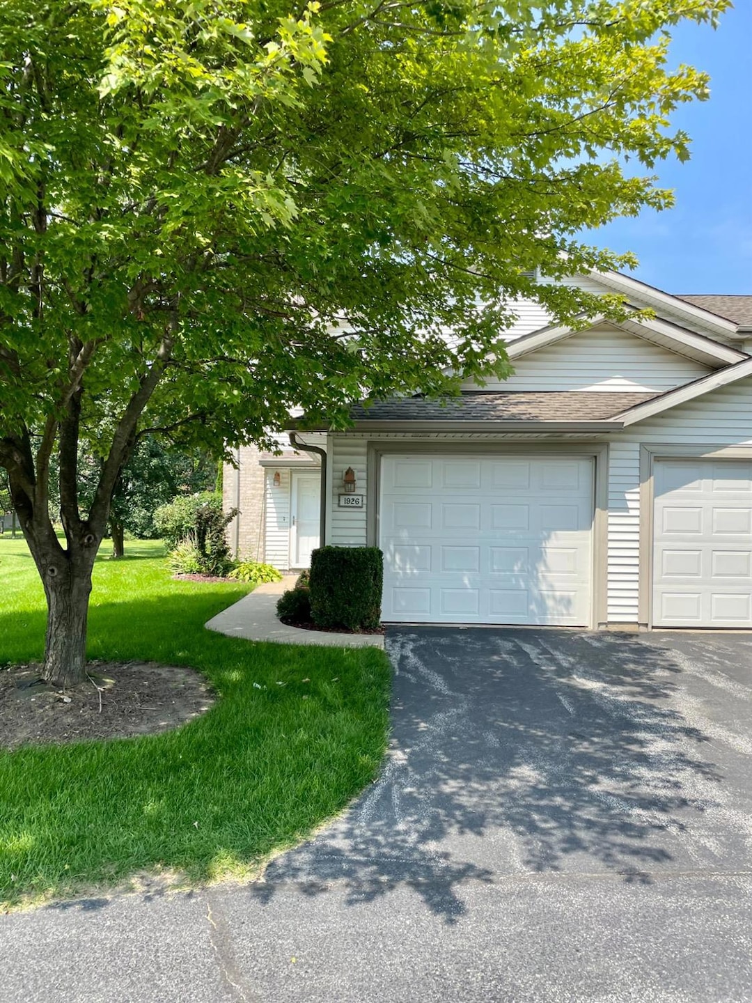 1926 David Dr, Chesterton, IN 46304 | MLS# GNR537340