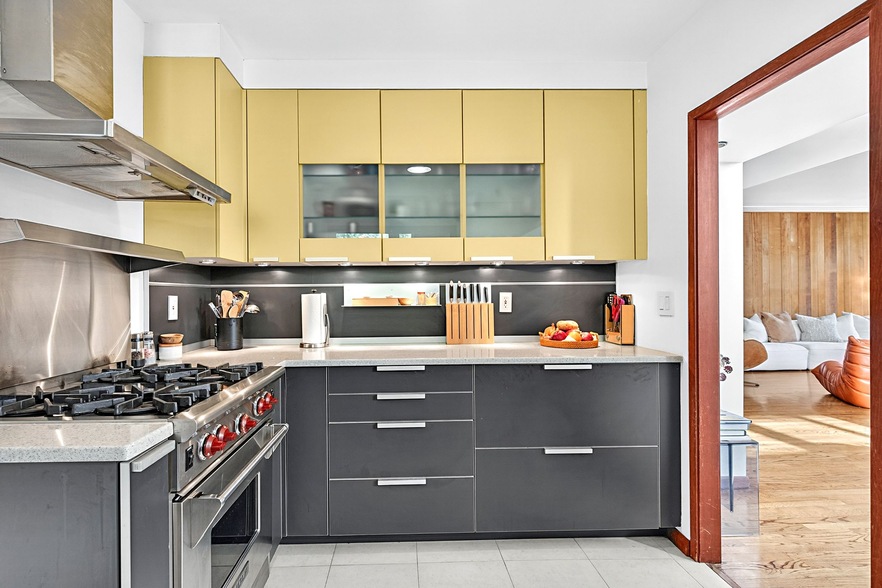 The architect behind Electric Lady Studios designed his first house at age 22. Now it's on the ...